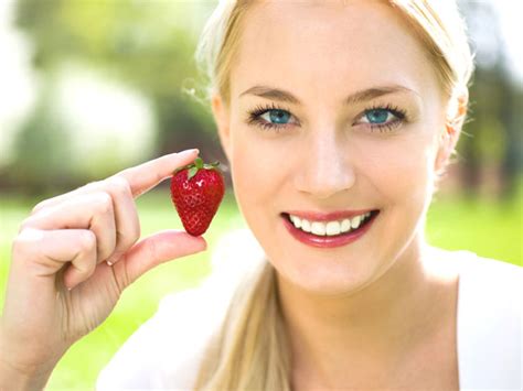 Is Ellagic Acid The Anti Aging Answer NewBeauty