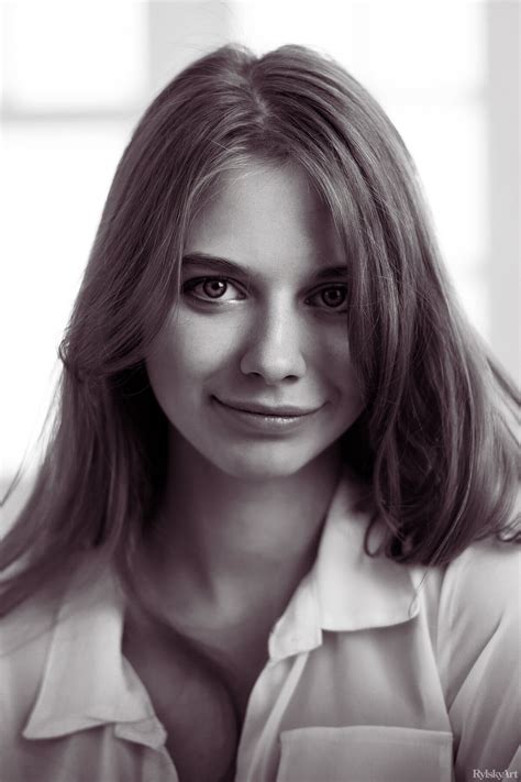 Siya In Rylsky Art Set Portraits Vol 5 Siya