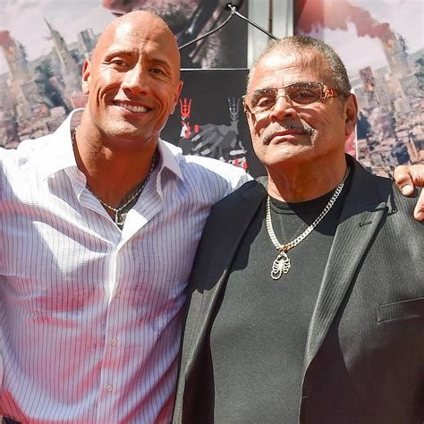 Dwayne Johnson Marks Late Father Rocky Johnsons 77th Birthday With