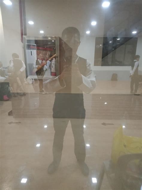 Illusion Selfie By Ecniv19 On Deviantart