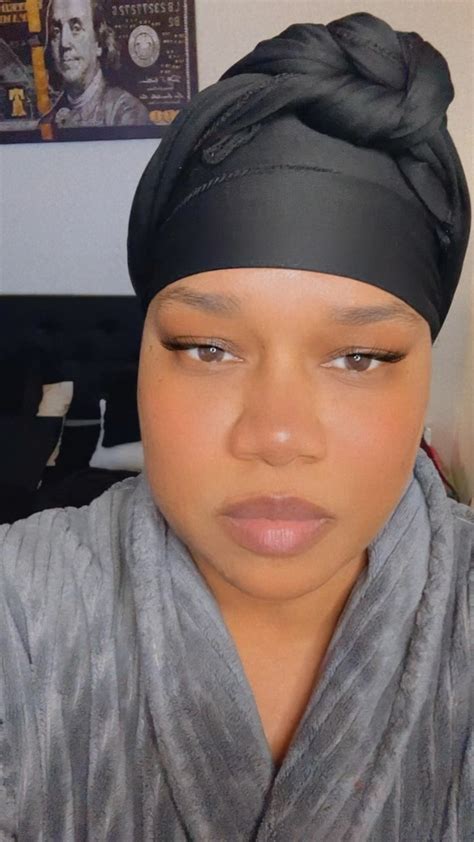 Devorie Lyons Comment Below 👇 Instagram