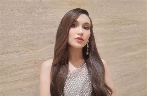 Ayu Ting Ting Bikin Filosofi Bunga Anggrek Viral Apa Itu