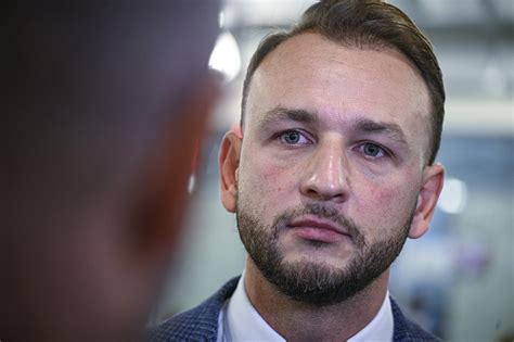 Alexander Dubček A Jeden Z Bratov Kennedyovcov Priblížil Minister Šutaj Eštok Svoje Politické