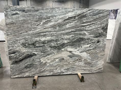 Sequioa Fantasy Brown Toor Stone Countertops