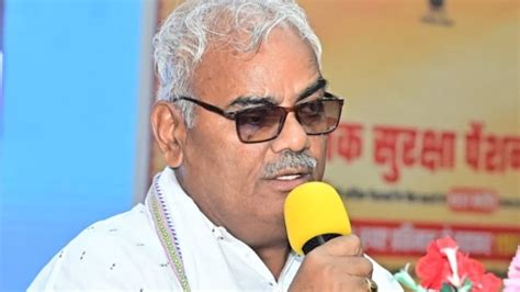 Rajasthan Politics शिक्षा मंत्री का इस्तीफा मांग रही थी राजस्थान