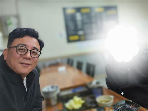 성열 이제서야 짐 덜은 내 동생과 소주 한잔 했다 몇년전부터인가 그거 안된다고 말했고 결국 수습이 안될때 친구변호사
