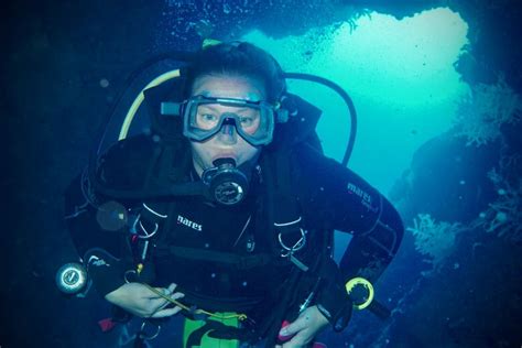 Sie Hat Ihn Den Durchblick Foto And Bild Erwachsene Menschen Projekte Unterwasser Bilder Auf