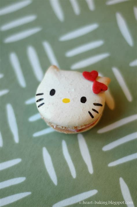 Hello Kitty Macarons