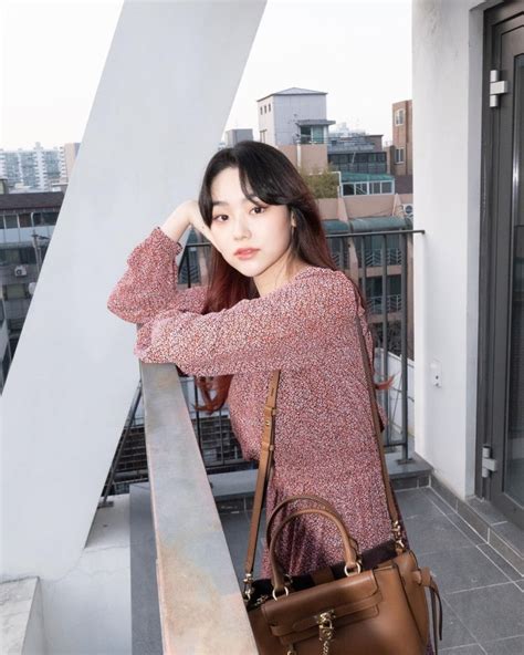 20대 여자 대학생에게 첫 입문으로 좋은 명품 여성 가방으로 마이클 코어스 W 강미나 네이버 블로그