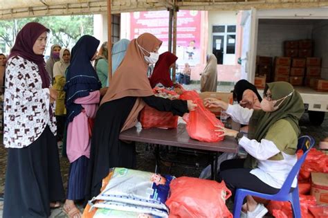 Pemkot Bekasi Tutup Rangkaian Pasar Murah Di Bekasi Selatan Republika Online