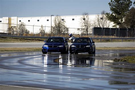 BMW ustanawia w nowym BMW M5 dwa światowe REKORDY GUINNESSA w drifcie