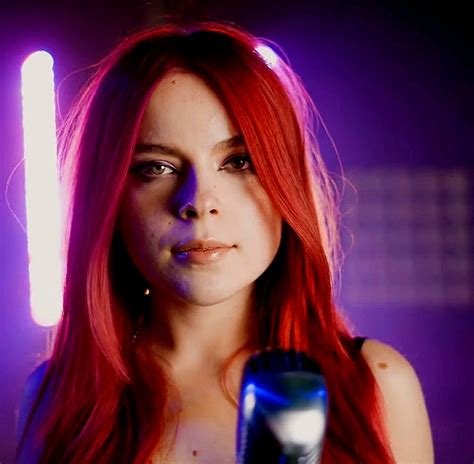 Andreea Munteanu Artist