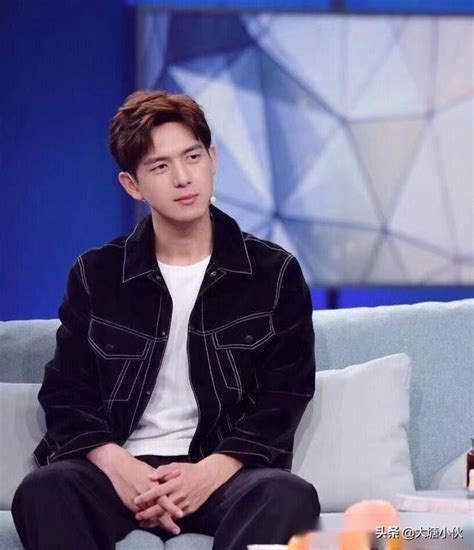 李現新劇《劍王朝》正式定檔，女主李一桐古裝造型顏值驚艷 每日頭條