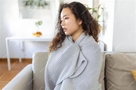 Premium Photo Sick Young Asian Woman Feeling Cold Covered With