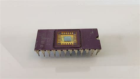 Parceladigital Mostrando Un Chip Ram De 256 Bytes Que Dio Vida Al