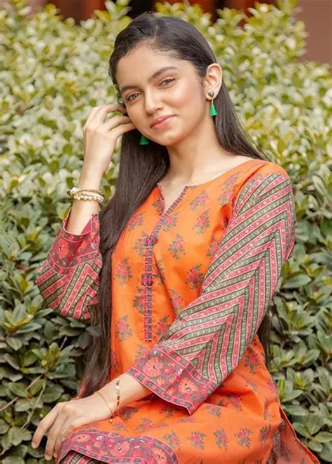 Aina Asif Biography Dramas List Wegreen Entertainment