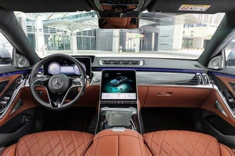 Mercedes Benz S Class 第 7 代 隱藏式把手 智能車頭燈 Unwirehk 香港