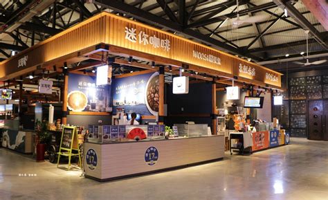 高雄｜鼓山魚市場：全台最美魚市場！欣賞港邊景色嚐美食，西子灣觀光景點推薦 輕旅行