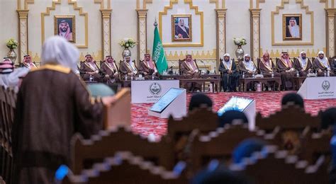 صحيفة أضواء الوطن اضواءالوطن أمير منطقة القصيم منذ بدايات هذه