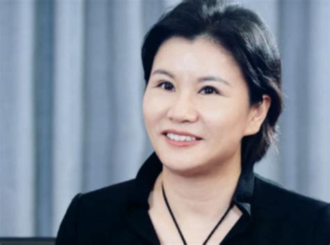 中國最有錢的七個女人，她們的企業在國際領先，排名前100 每日頭條