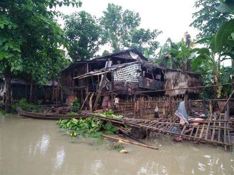 ပန်းတနော်မြို့တွင် ၂ ပတ်အတွင်း မြစ်ကမ်းပါးပြိုကျမှုကြောင့် နေအိမ်အလုံး ၅၀ ကျော်အရေးပေါ်ရွှေ့ပ