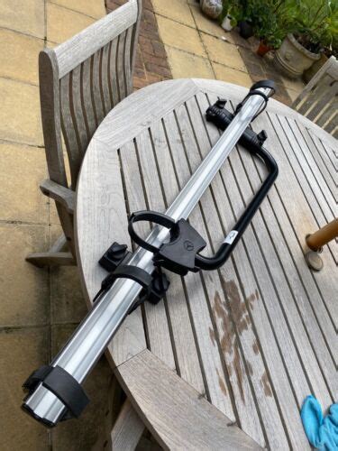 Genuine Mercedes Benz Cycle Rack A0008900293, Silver/Black bike carrier ...