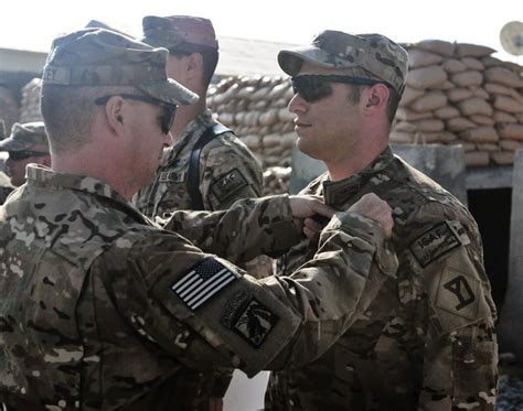 Can An Army Infantryman Wear Both The Eib And Cib On The Uniform What