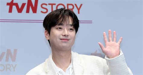 서울가요대상 D 5 인기상·한류특별상·k팝 월드 초이스‘팬心이 빚은 트로피 주인공은