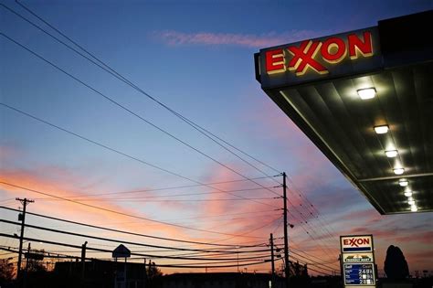 Texas Judge Shifts Exxon Mobil Lawsuit To New York Legal Reader
