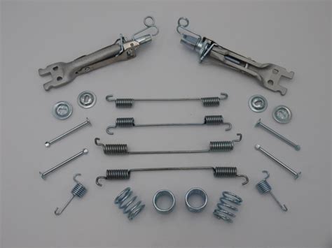 Ремкомплект тормозных колодок Renault 7701208061, 7701205518 ...