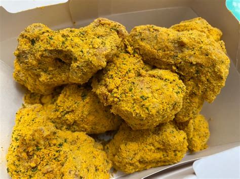 Bhc반마리 세트 뿌링클치즈볼혼자서 먹어봤다혼술혼콜에 딱 네이버 블로그