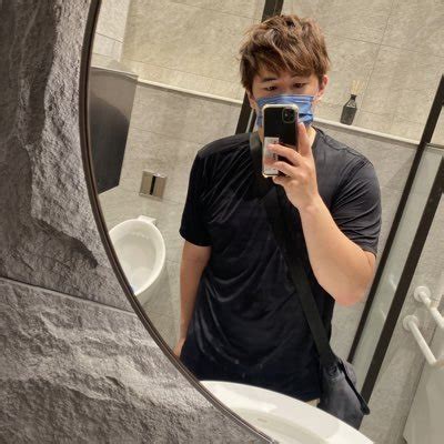 𝕂𝕖𝕝v𝕚𝕟 on Twitter 到了嗎 深更半夜的街道 夜闌人靜 萬籟俱寂 和夜店散場時熙熙攘攘的模樣 形成了鮮明對比 送走朋友後