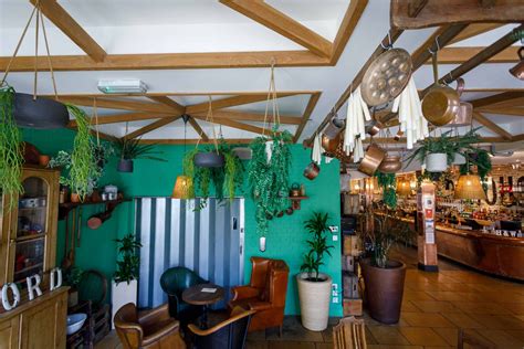Hall And Woodhouse Bath Gastropub In Bath For All Day Dining