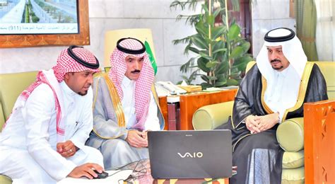 عام الأمير فيصل بن بندر يستقبل مدير الأحوال المدنية بالرياض