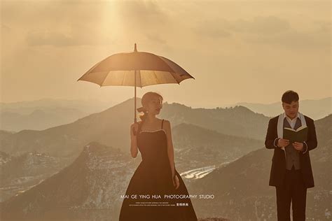 轻松拍出山顶电影氛围感婚纱照。麦格映画 站酷zcool