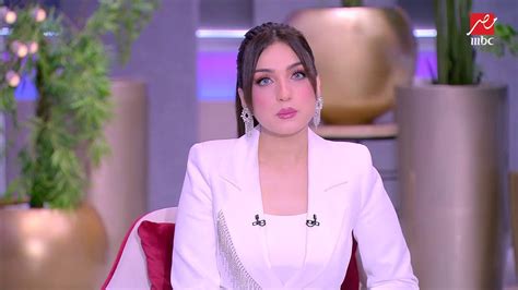 ياسمين عز الراجل المصري يتشال في العيون وفوق الأهداب يا مدام حافظي على جوزك ده حتة آثار Youtube
