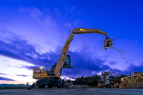 Caterpillar Reveals New Mh3032 Material Handler Equipment News At