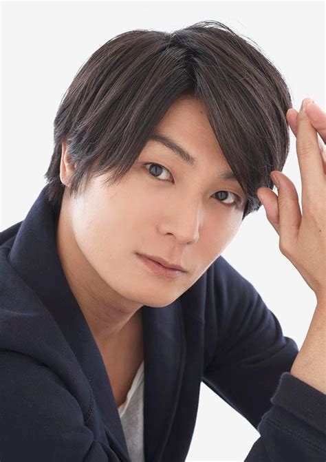八神蓮 俺様・サディスト・色男8人の王子に惑わされる舞台「イケメン王子」上演中 画像ギャラリー 1929 ステージナタリー