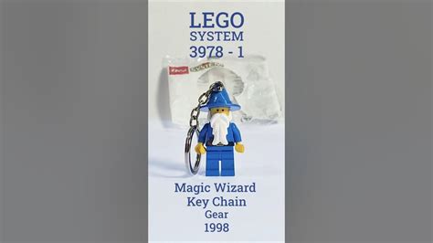 Lego System Magic Wizard Key Chain 3978 1998 Lego Betweentheblocks Legosystem Bolivia