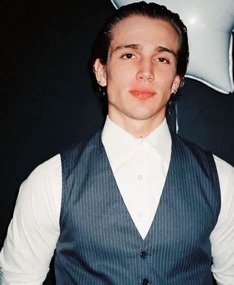 Vinnie Hacker Tiktok Star Wiki Bio Facts Net Worth And More