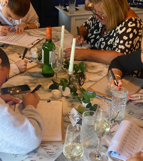Home Calligraphy Classes Calligraphybytricia