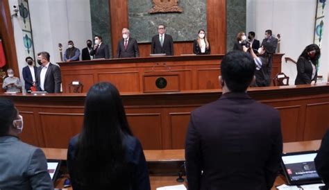 Congreso De Sinaloa Rinde Un Minuto De Silencio En Honor De Sergio
