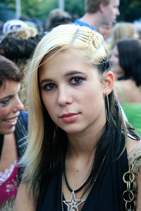 Facedetectionnoprofile Object Detection Dataset By Bagaisamonesu Reina