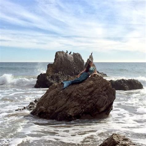 Article Kira Kosarin Is A Beauty In The Water See A Recap Of Her