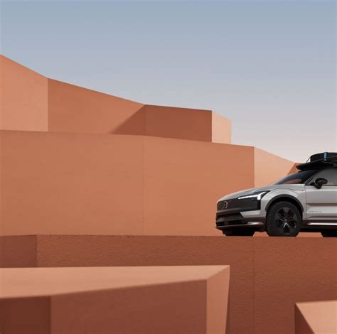 2025 Volvo Ex30 Cross Country Ellis N Cooper