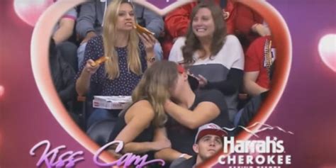 This Woman Nomming On Pizza On A Kiss Cam Is All Of Us Self