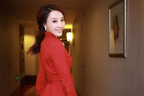 Ost女王”邓童天大气献唱 由耳入心致敬“最美逆行”