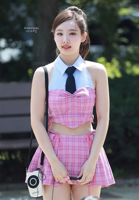 나봉쓰 오늘은 시골처녀 컨셉이냐  인기 게시물 Old2 시보드