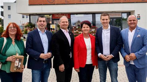 Im Wahlkampf Endspurt auf Heimattour in Petzenkirchen Österreich