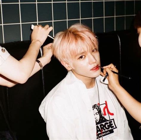 a on twitter an angel in person choose t or y release taeyong tory d2